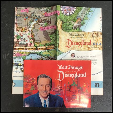 Yahooオークション 貴重 現地英字版 Walt Disneys ウォルトディズニ
