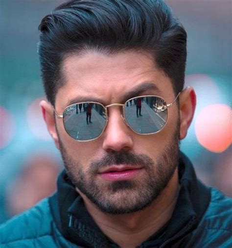 Associate Team Medium Associate Team Medium