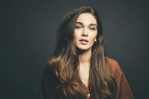 Claudia Galan Actress E Talenta