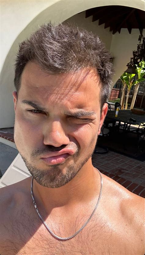 Pin By Montse ♥ On Taylor Lautner Taylor Lautner Taylor Lautner