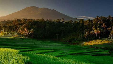 Anugerah Desa Wisata Indonesia 2021 Menciptakan Destinasi Berkelas Dunia