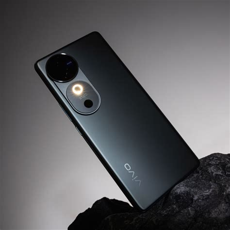 Prepare To Take Pro Level Portraits With Vivo V S Zeiss Multifocal Portrait Manila Standard