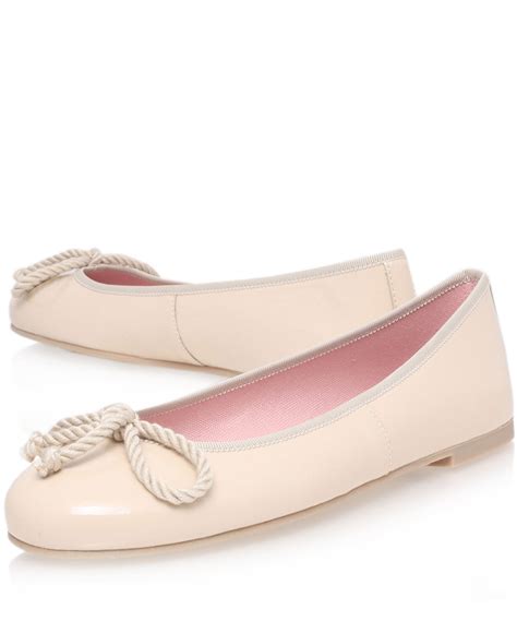 Pretty Ballerinas Nude Ami Patent Ballerina Flats In Natural Lyst