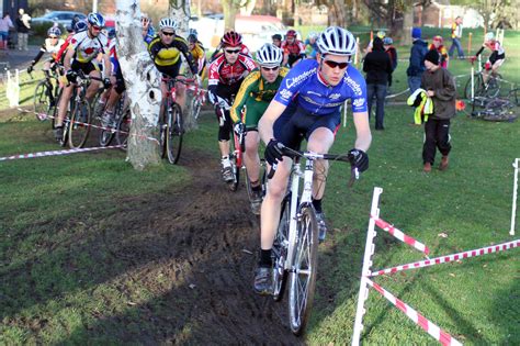 12 Temple School Strood Kent Velo Klubhaus