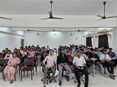 Git Github Coding Versioncontrol Softwaredevelopment Techseminar