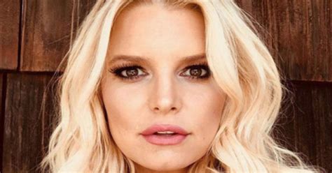 Jessica Simpson Teases Fans As She Unbuttons Shirt Absolute Stunner