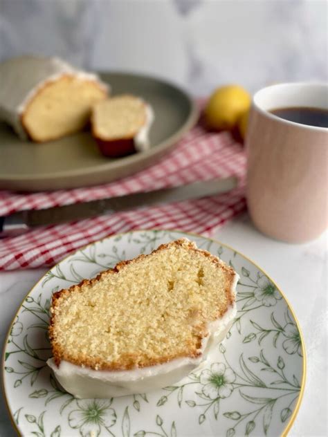 Copycat Starbucks Lemon Loaf Cake