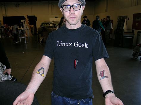 Linux Vs BSD Geeky Tattoos