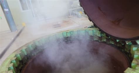 밀양 탄소섬유 제조공장서 기계 폭발노동자 6명 중·경상