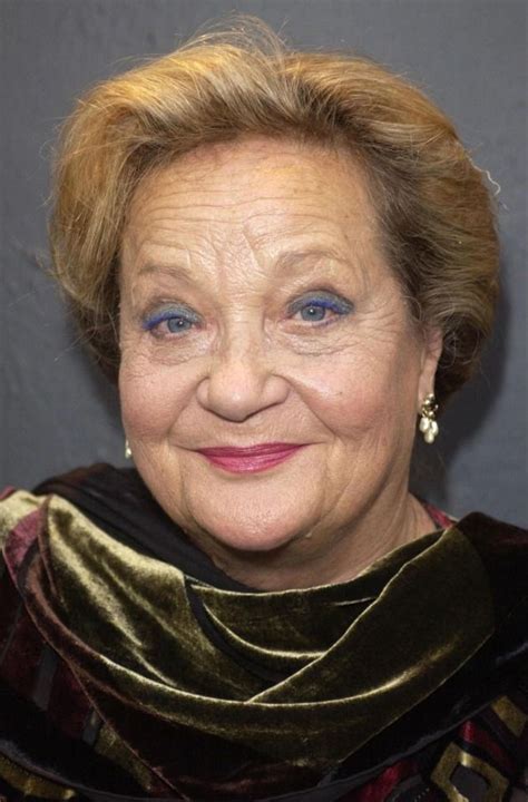 Sylvia Syms Star Of Ice Cold In Alex Dies Aged 89 Sylvia Syms Eastenders Sylvia