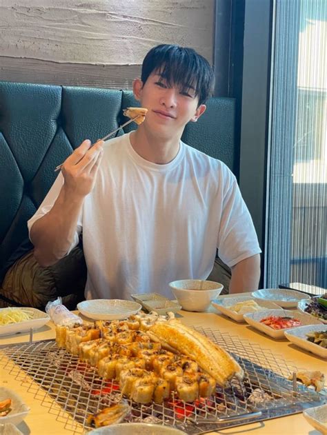 WONHO Official On Twitter Hombres Hermosos Hombres Amor De Mi Vida