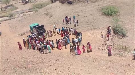Rahul Ki Shadi Me Danch Karte Huye Barati Or Gav Ke Log Rahul Fere Lete