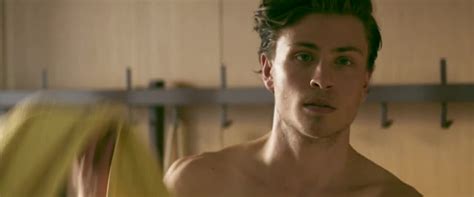 Auscaps Jannik Sch Mann Nude In Center Of My World