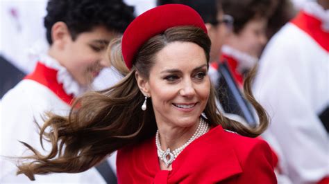 Kate Middletons Bright Red Look Has All Eyes On Meghan Markles