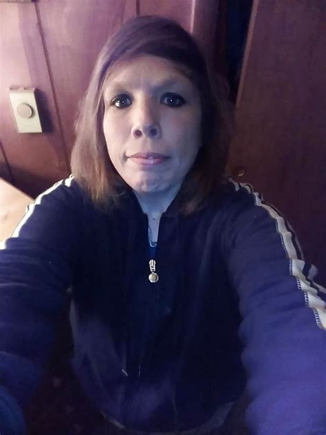 Milf Slut Big Face Reveal 55