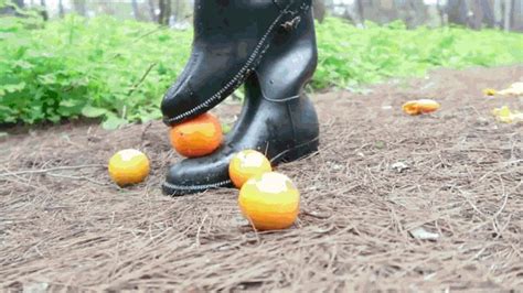 Walking On Scattered Oranges Wmv 1920x1080 Fhd Princess Of