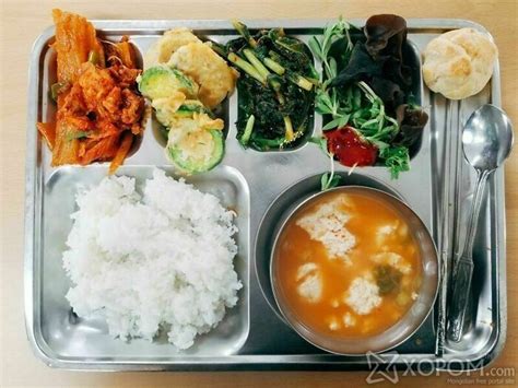 Өмнөд Солонгосын сургуулийн үдийн хоол хамгийн шилдэг нь гэдгийг батлах 10 гэрэл зураг