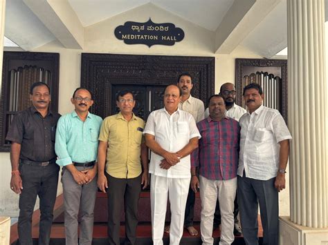 Indian National Congress Leader Mr Vinay Kumar Sorake Visited Sdm