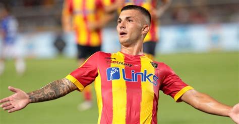Lecce Strefezza Torna Ad Allenarsi In Gruppo Cosa Filtra Verso La Salernitana SosFanta