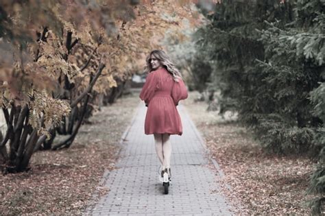 ÚLTIMOS Vestidos Otoño ZARA Estilo y TENDENCIA