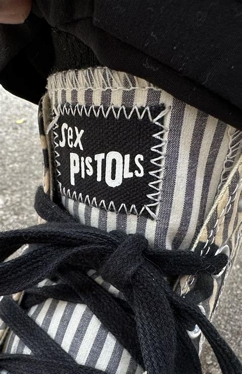 Sex Pistols Kinda Chuck Day Rconverse