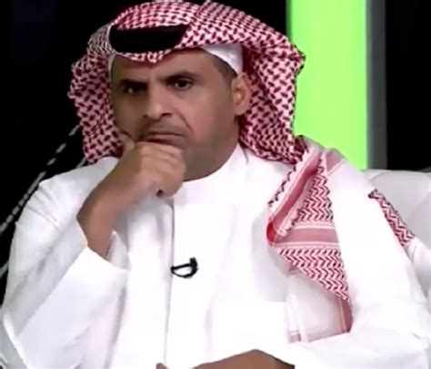 الدبيخي يعلق على تصرف لاعبي الهلال مع الأهلاويين أثناء المباراة