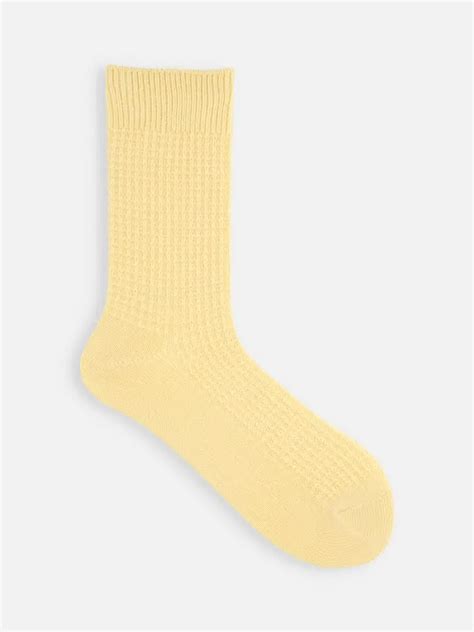 日本 Tabio 網格素面中筒襪 61 Dull Cream 誠品線上