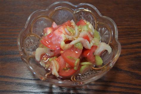 レシピ紹介 セロリとトマトの和え物 ゆいクリニック 沖縄市の産婦人科