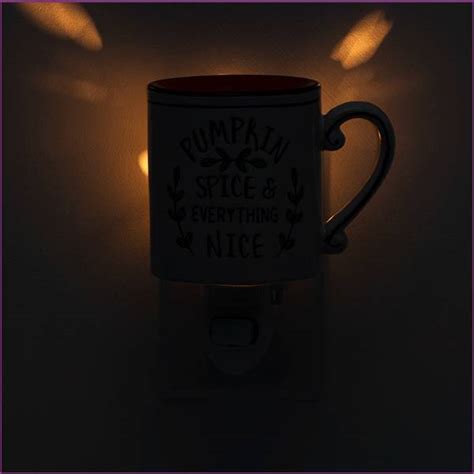 Everything Nice Scentsy Mini Warmer Harvest Collection 2022 Tanya