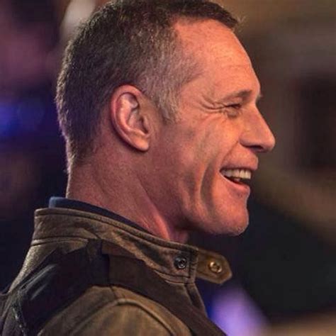 Chicago P D Fighting Ghosts Episode Pictured Jason Beghe As Frank Voight Photo By Artofit