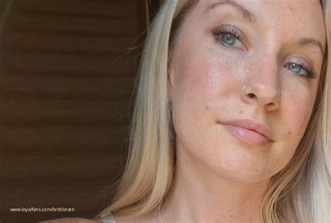Dripping Wet Pussy Goddess Brittibratti Official Photos