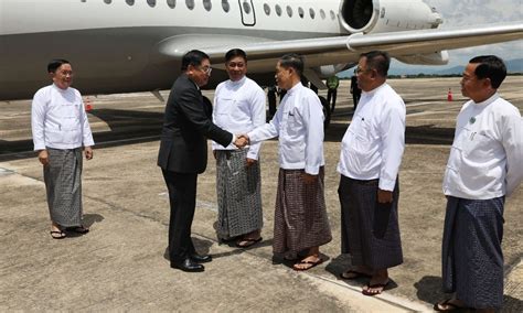 နိုင်ငံတော်ဝန်ကြီးချုပ် ဦးညိုစော ဦးဆောင်သော မြန်မာကိုယ်စားလှယ်အဖွဲ့