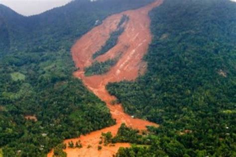 දිස්ත්‍රික්ක කිහිපයක් සදහා නායයෑම් අනතුරු ඇගවීම් පුවත්