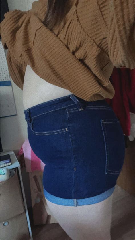 Couldnt Button My Pants Back Up After Breakfast Rbellyexpansion