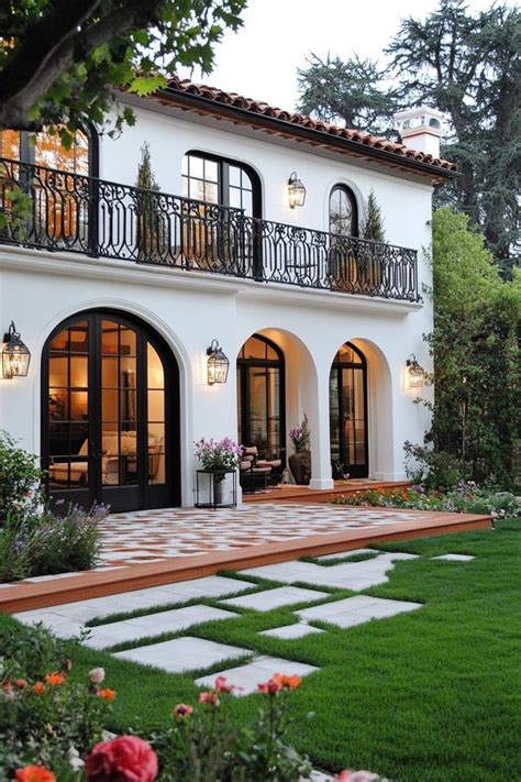 Gorgeous Spanish Houses Youll Fall In Love With