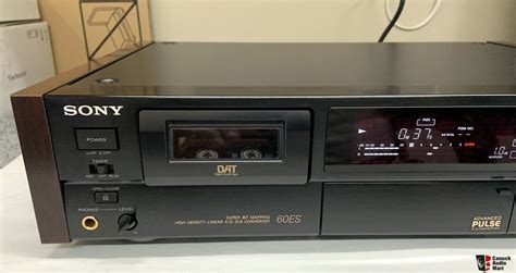 Sony Dat Digital Audio Cartridge Recorder Player Model Dtc 60es Photo
