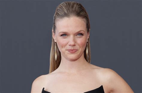 Tracy Spiridakos Husband Is Tracy Spiridakos Married Abtc
