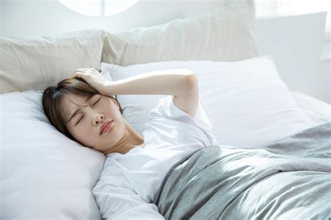 음주 후 깨질 듯 아픈 머리 원인은 ‘이것 당신의 건강가이드 헬스조선