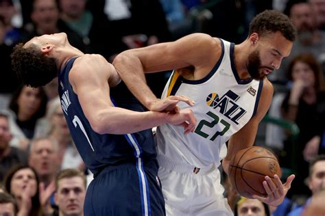 Mavericks Wolves Preview Wests Top Team Stands Between Mavs And Five