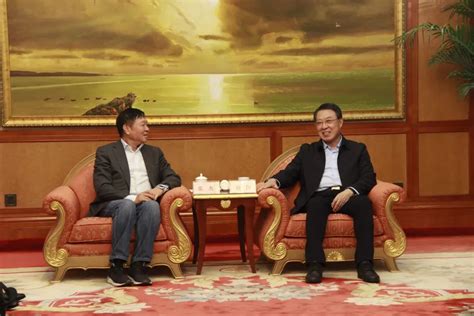 火炬高技术产业开发区 时政要闻 刘伟会见香港亿和精密控股客人