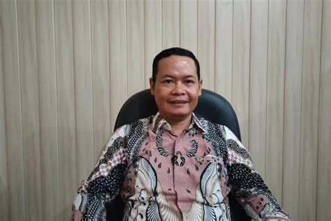 Tenaga Kependidikan Tu Hingga Penjaga Sekolah Di Kabupaten Batang