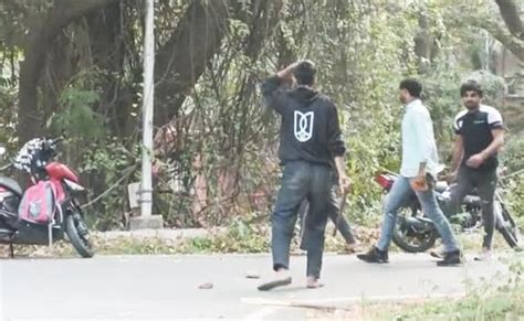 On Camera Men Seen Walking With Sticks At Jnu Clash Between 2 Groups