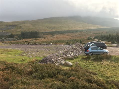 Parking For Moel Eilio Gwnw 022 Summit Info Sota Reflector