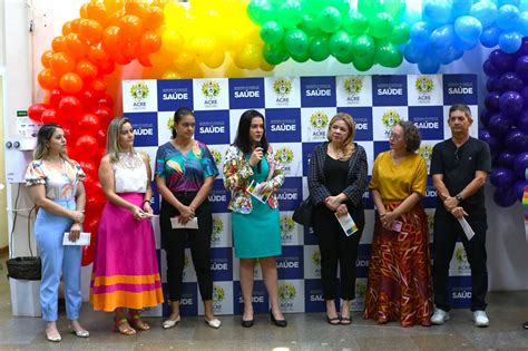 Saúde distribui cartilha recomendações para atendimento ao público LGBTQIA Noticias do Acre