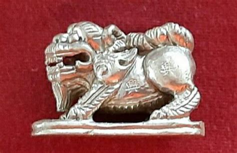 ศิษย์หลวงพ่อเดช เตชจิตฺโต วัดสังฆมงคล นครสวรรค์ ราชสีห์หางพวง เนื้อเงิน