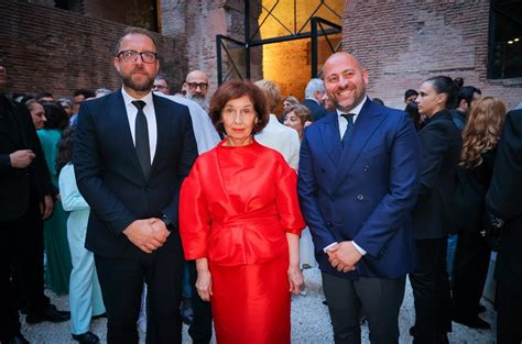 Претседателката Сиљановска Давкова на аудиенција кај папата Лав 14 и