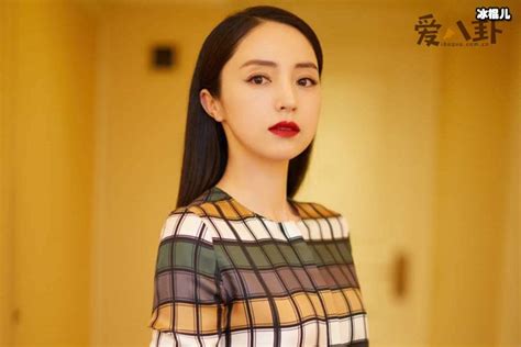 董璇外号“董白莲”，出道上位靠潜规则是真是假？ 明星 冰棍儿网