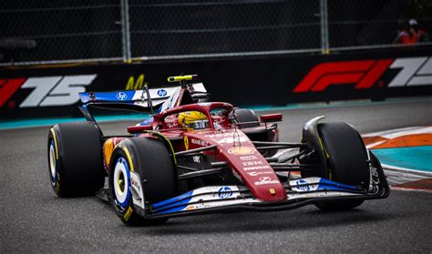 Ferrari Lewis Hamilton A Demandé à Fred Vasseur De Se Calmer