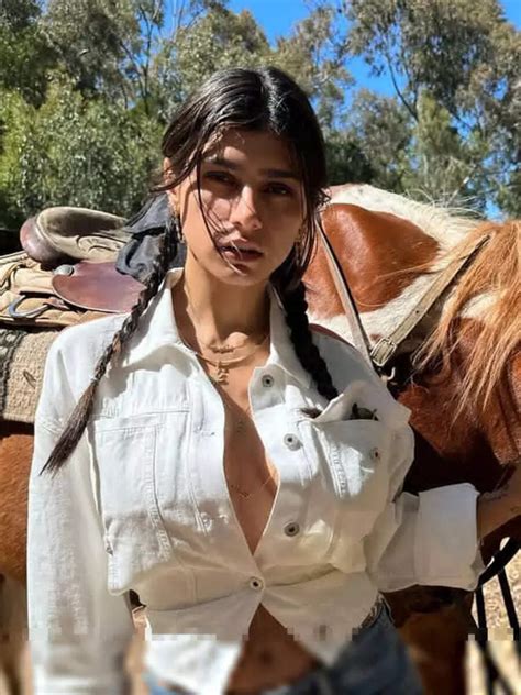 What Mia Khalifa Had Said On Agricultural Law In 2020 You Might Not Know Times Now Navbharat