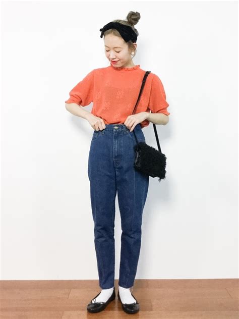太陽カラーのオレンジ夏にピッタリのカラーをコーデに取り入れよう♪ Folk